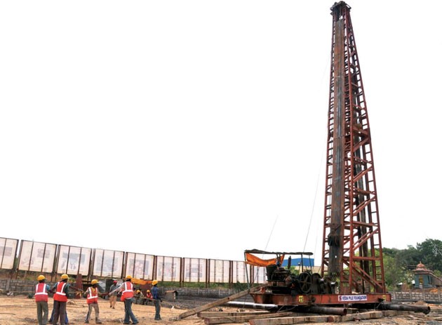 Driven pre cast pile - Veda Pile Foundation